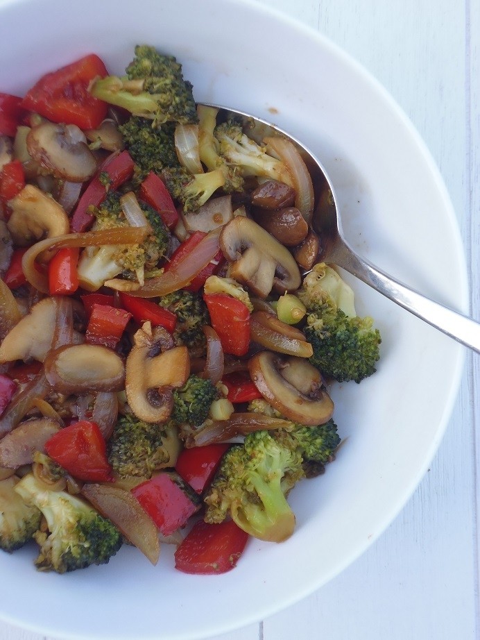 Roerbakgroenten met woksaus!